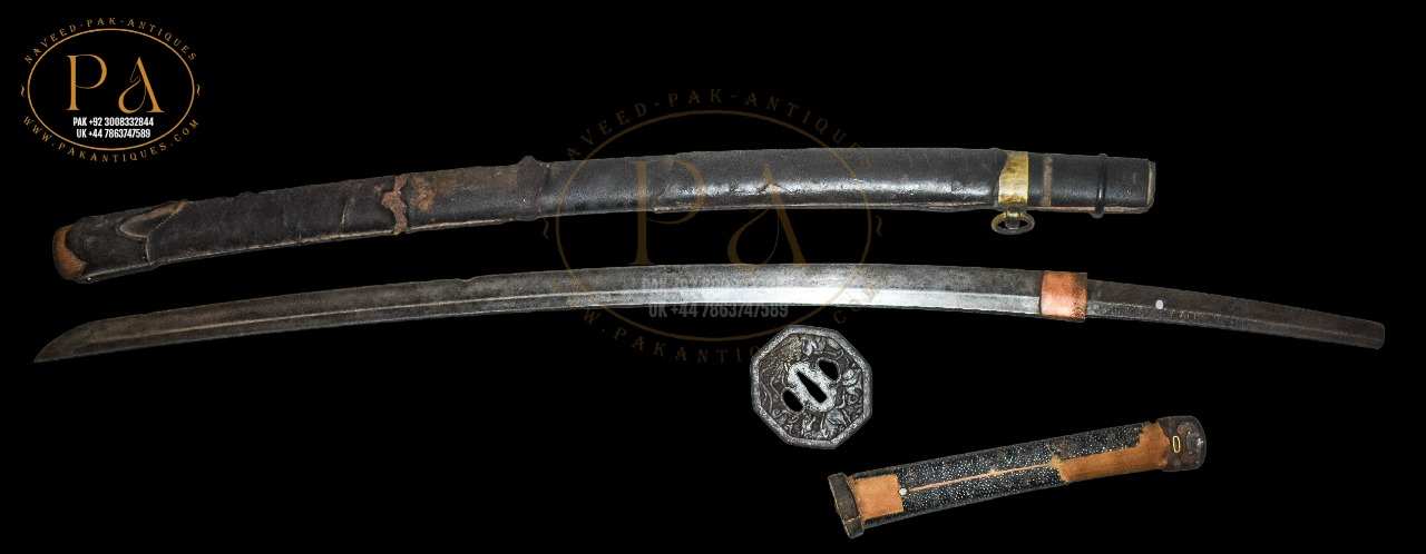18th-19th century Japanese katana with signed blade and Gold inlaid ...