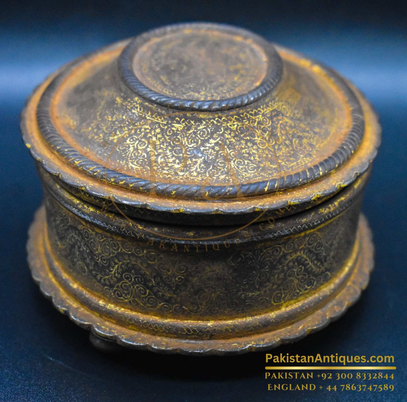 18th-19th century Gold kuftgari Box made of iron | Pakistan Antiques