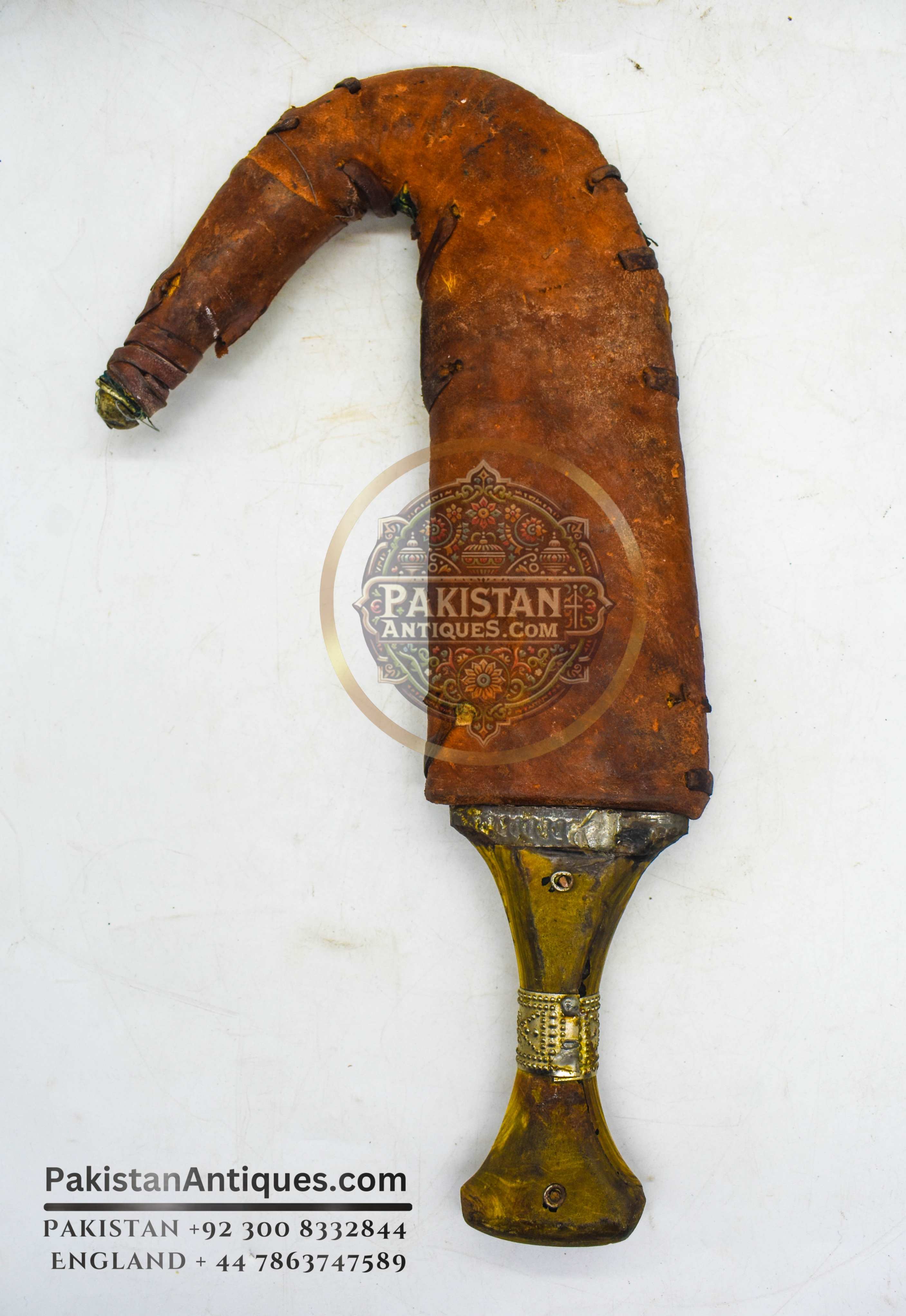 Legacy of the Arabian Peninsula: 20th-Century Omani Jambiya Dagger ...