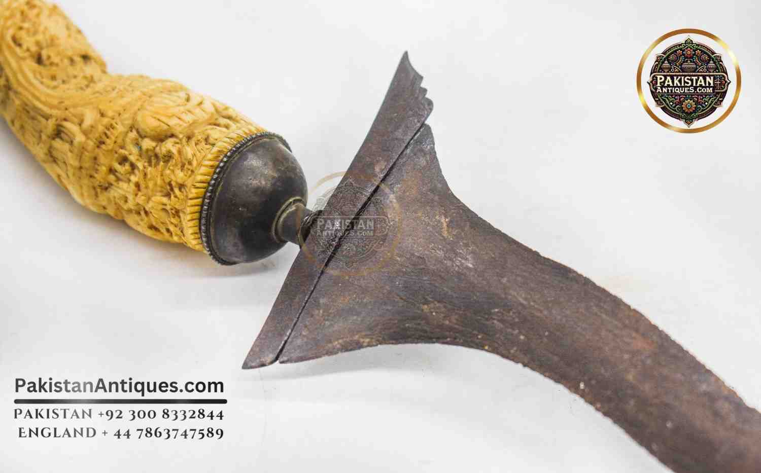 Mystical Elegance: Islamic Indonesian Kris Dagger with Wavy Blade ...